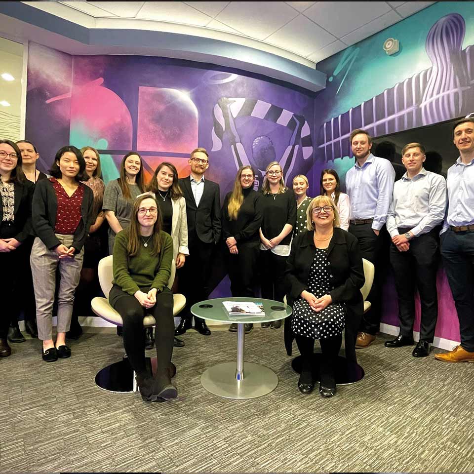 About UNW | Discover what makes us different - UNW
